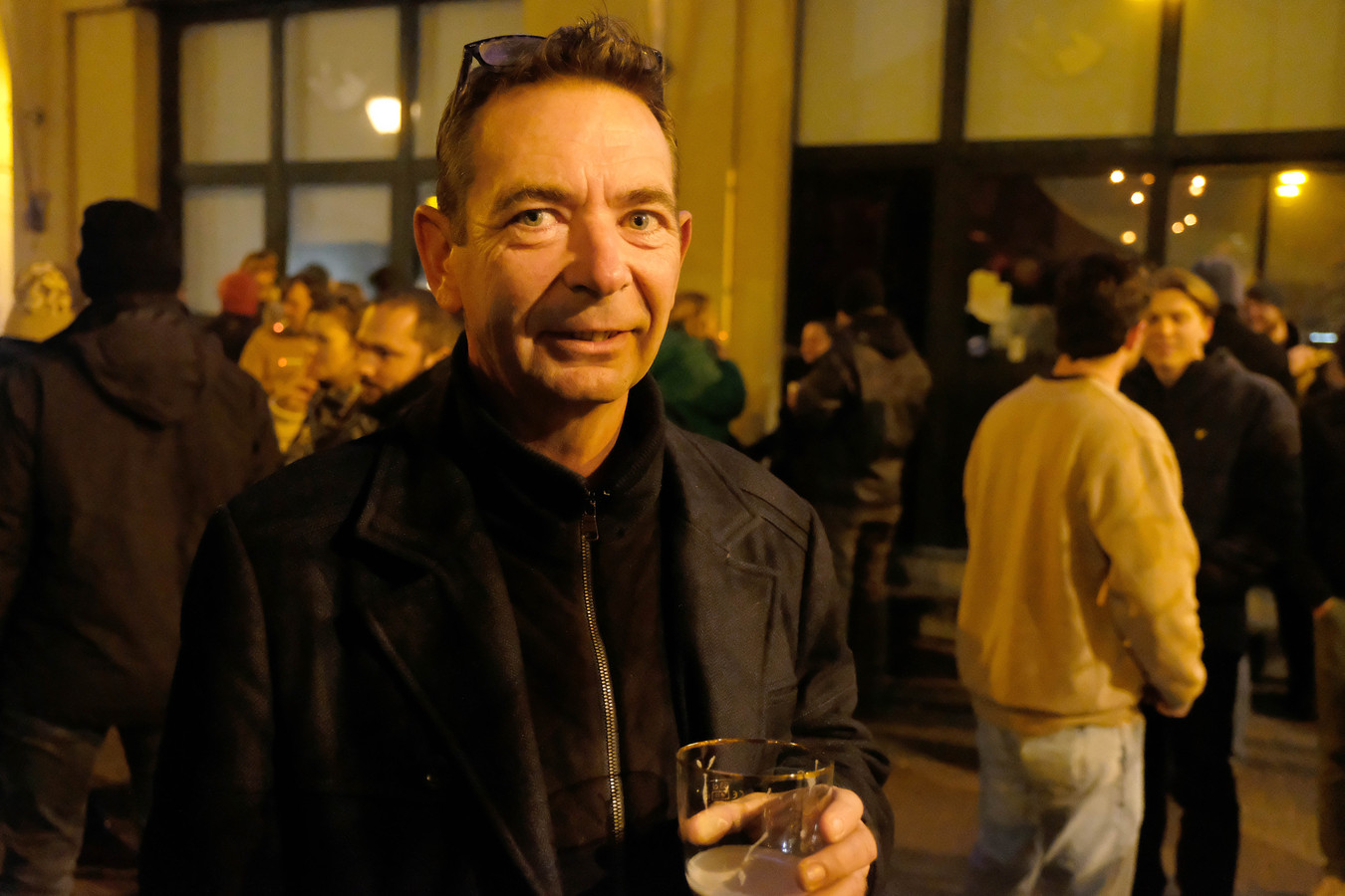 Klanten nemen afscheid van horecamonument Boesjkammeree: “Iedereen ...