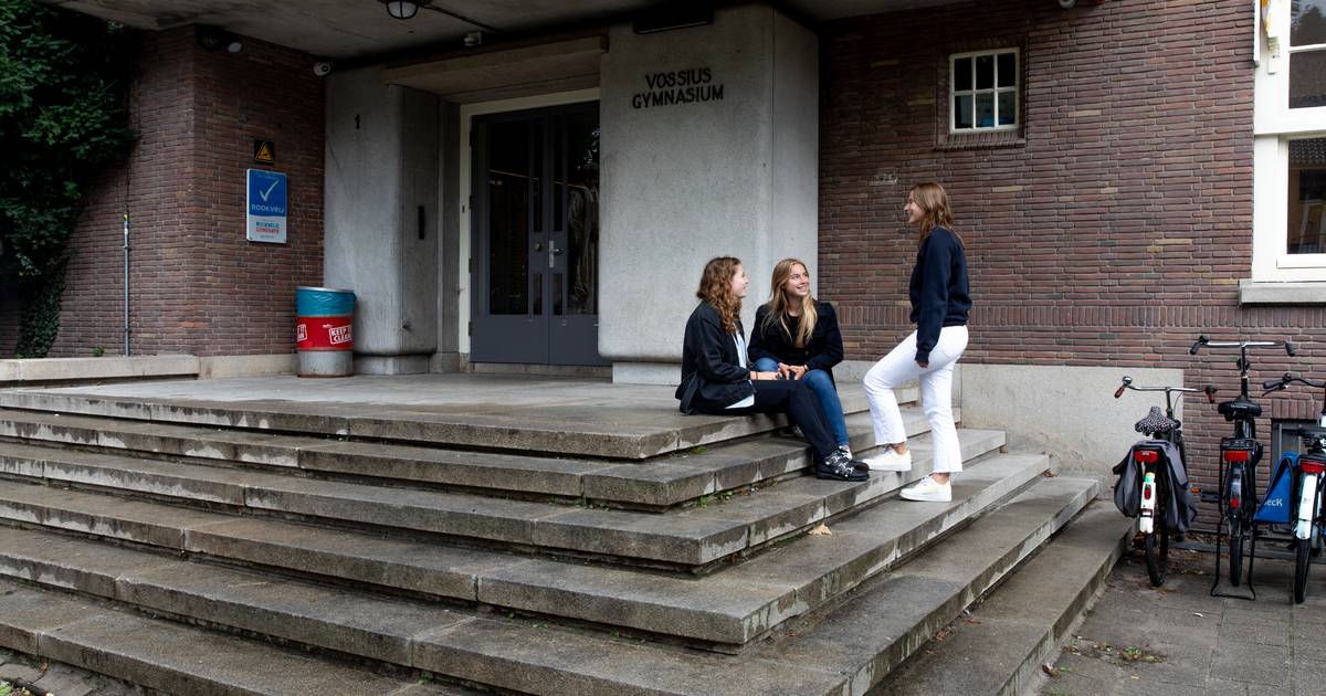 Loting middelbare scholen Amsterdam pakt in 2023 beter uit voor achtstegroepers | Amsterdam | AD.nl
