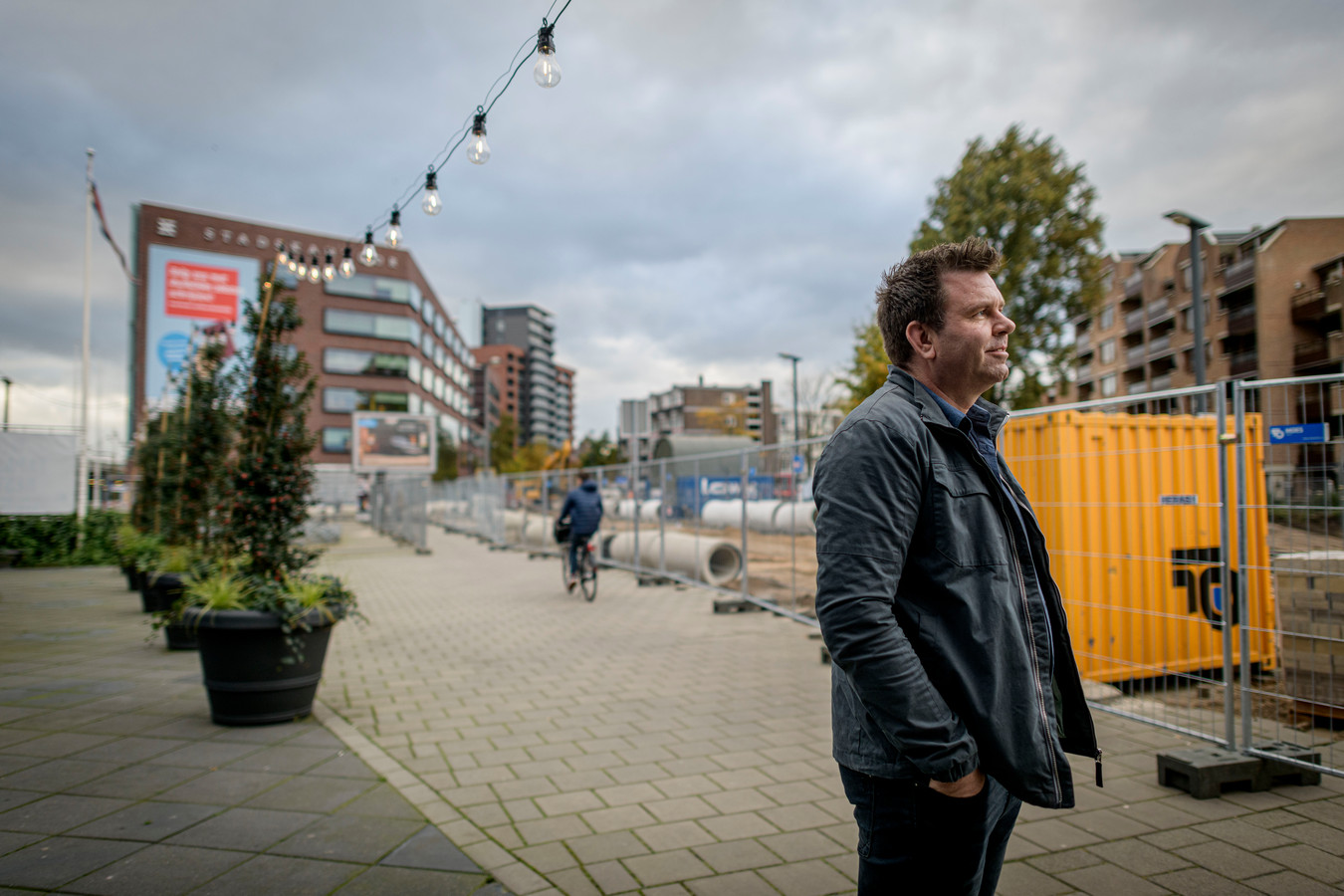 Man die het leven van Enschedese Roy (45) verwoestte komt eindelijk ...