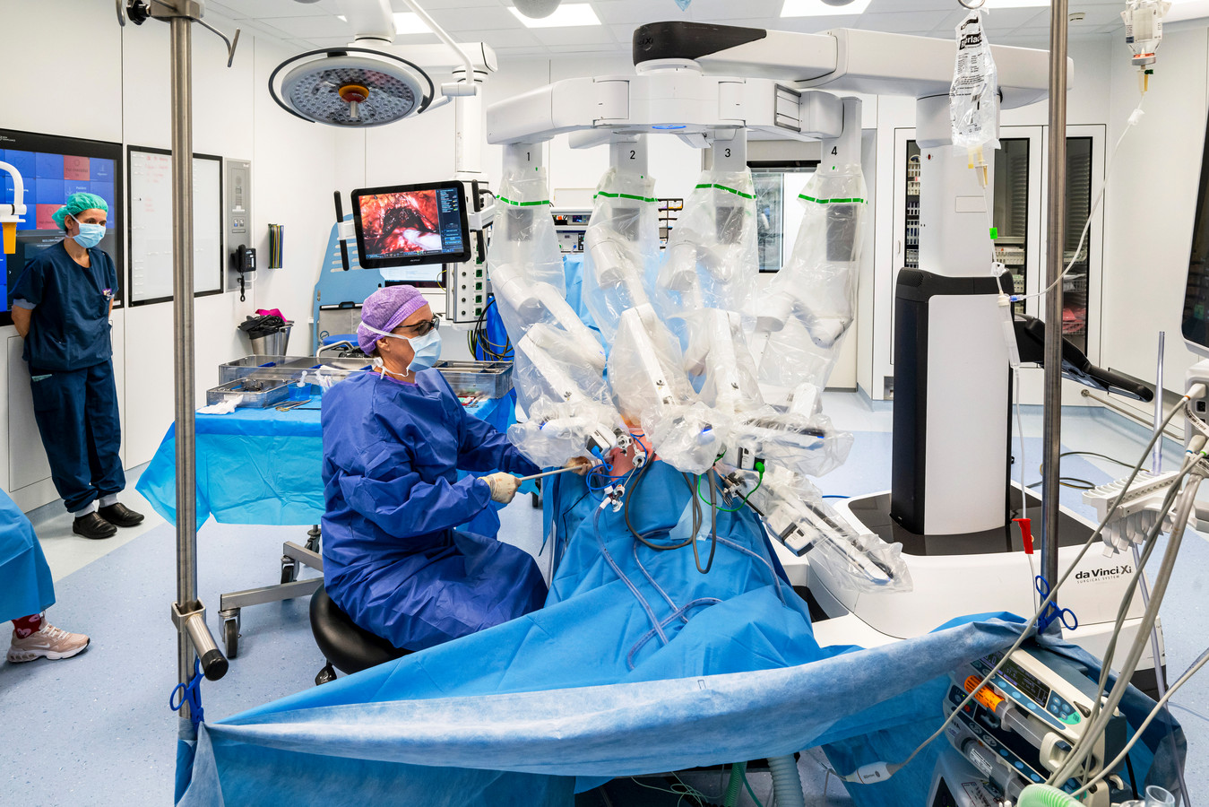 Bewijs voor peperdure robotchirurgie (1,8 miljoen per apparaat) ontbreekt, stelt uroloog ...