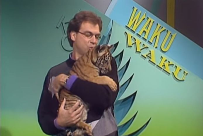 ‘Waku Waku mét pluchen aapjes terug op de buis’ | Show | AD.nl