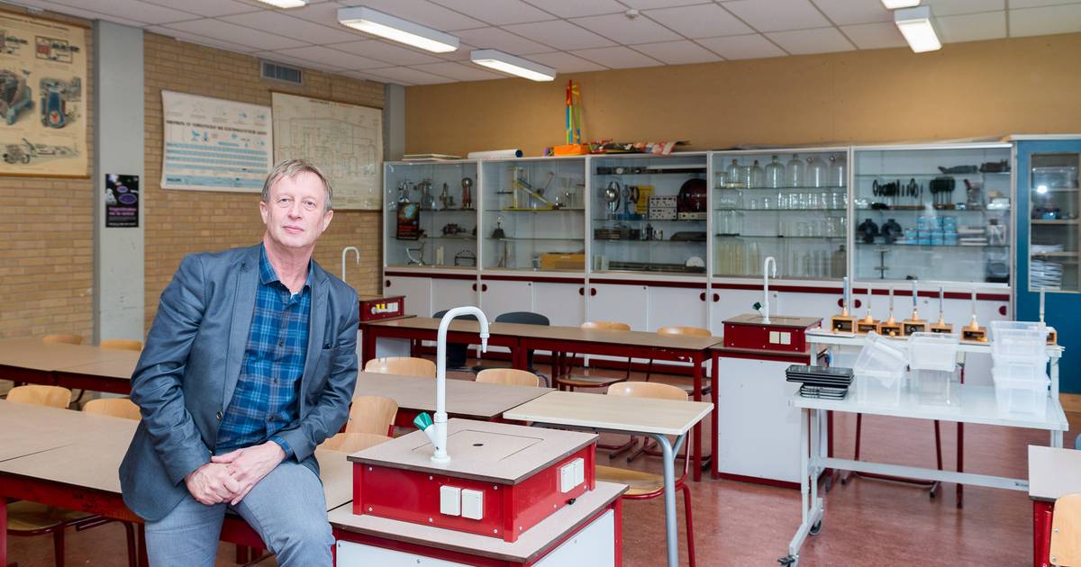 Rector Ron Dorreboom van RSG in Epe na bommelding: ‘Better safe than ...