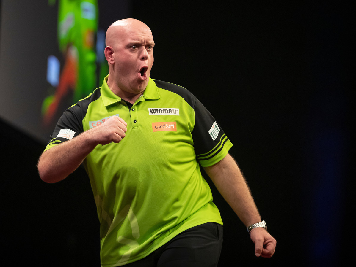 Michael van Gerwen overleeft matchdarts tegen Campbell, ook Dirk van ...