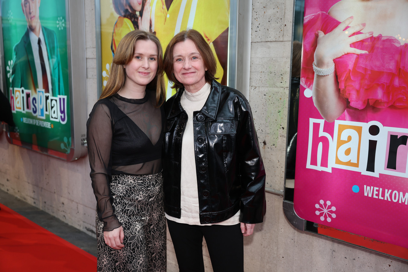 IN BEELD. ‘De mol’ Gilles Van Bouwel met nieuwe liefde op rode loper ...