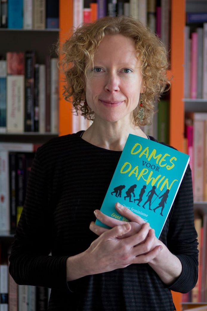 Griet Vandermassen over ‘Dames voor Darwin’ in bib Poperinge ...