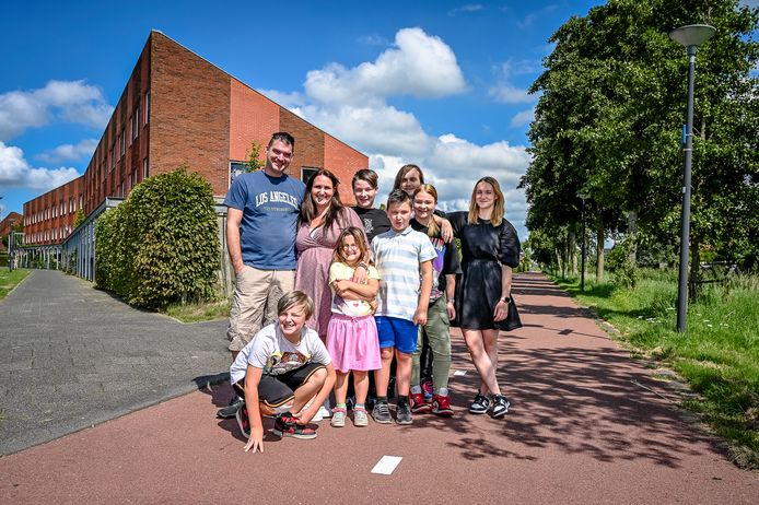 Priscilla geniet van haar grote gezin: ‘Als kind was ik vaak alleen ...