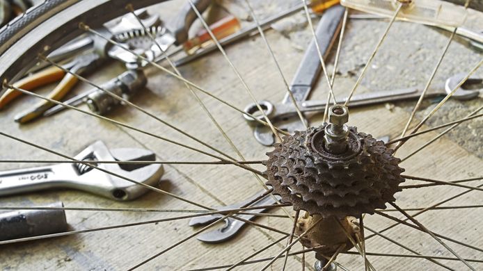 Fietsenzaak Hans Struijk in Eindhoven op rand van de afgrond ...