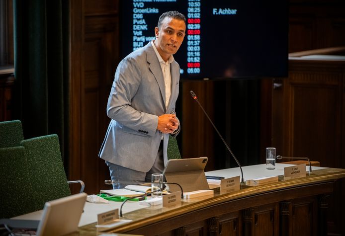 Tranen, boosheid en harde verwijten: eerste debat onder Carola Schouten ...