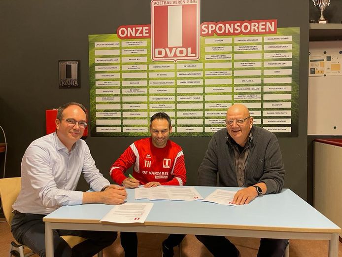DVOL en trainer Thijs Hendriks kiezen met tweejarig contract voor ...