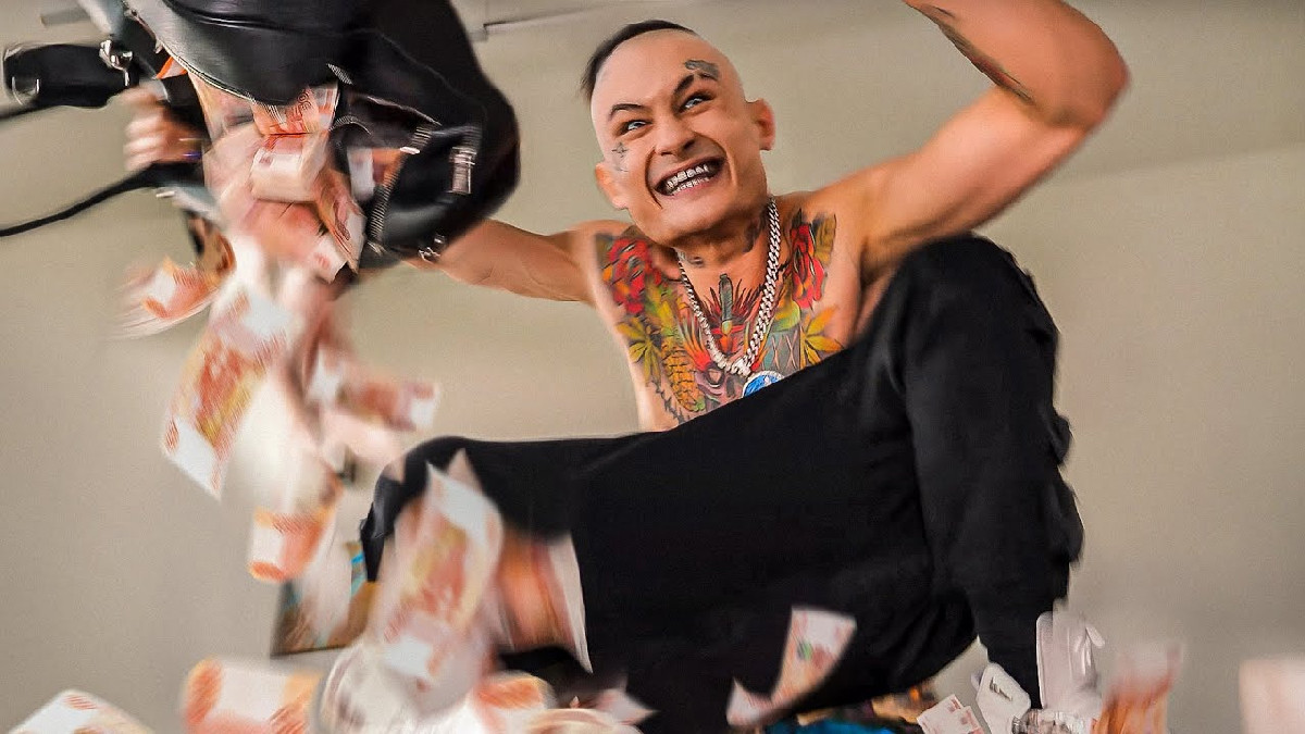 Russische rapper Morgenshtern botst met Poetin: ‘Waarom herdenken we ...