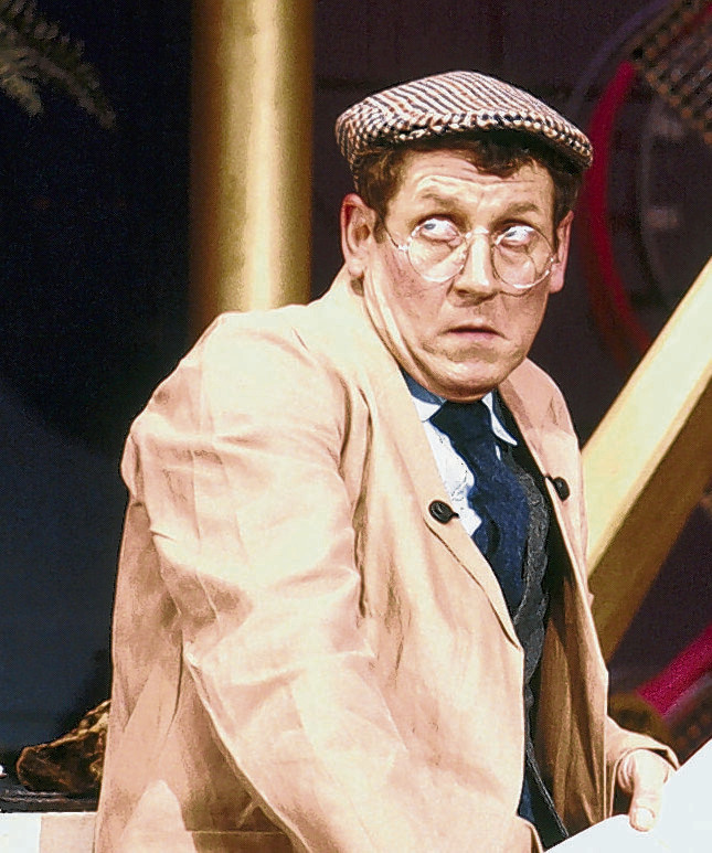 'Koning van de klucht' John Lanting (88) overleden | Foto | AD.nl