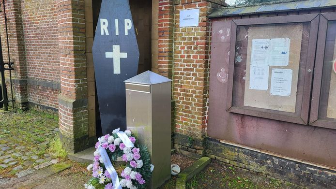 Personeel gevangenis Hoogstraten nog steeds in rouw: “Het blijft een ...