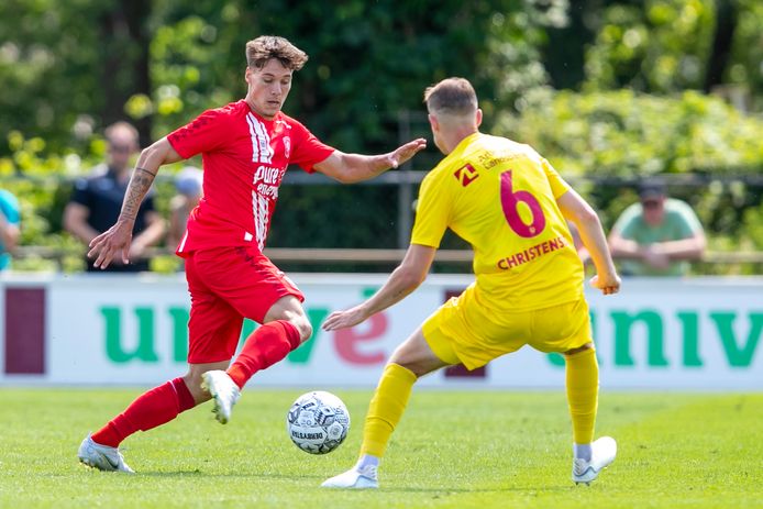 FC Twente laat Thijs van Leeuwen vertrekken naar TOP Oss, ook Everink weg | Enschede | AD.nl