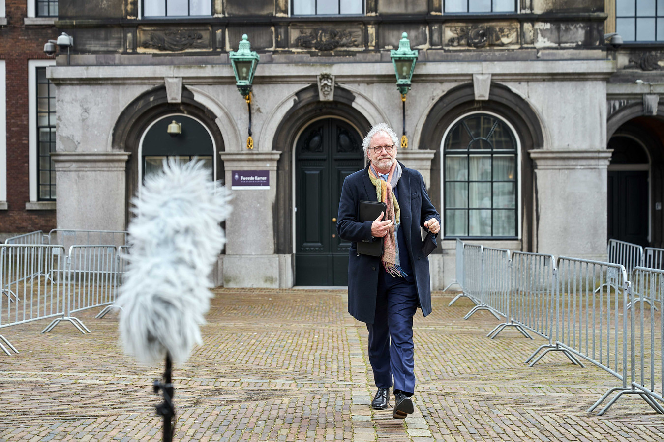 ‘Onderkoning’ Thom de Graaf steekt al zijn energie in herdenken: ‘Zusje ...