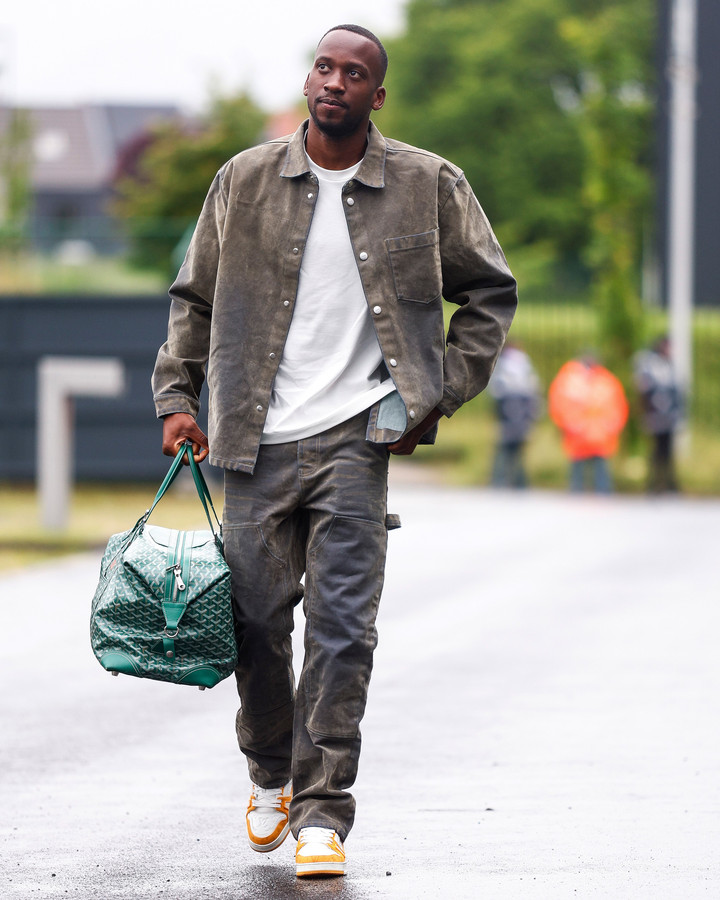 Van Louis Vuitton-vest van meer dan 8.000 euro tot... een t-shirt van ...