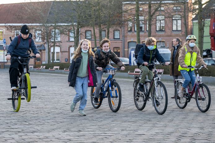 Beloningssysteem Buck-e moet meer kinderen op de fiets en te voet naar ...