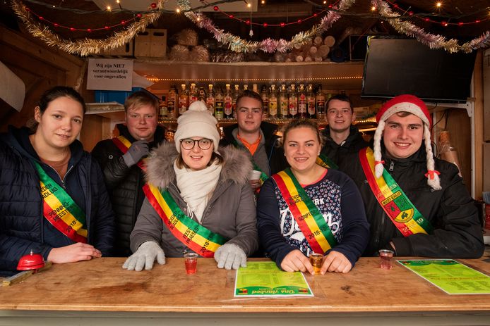Winter in Poperinge is geslaagd: “Vernieuwde kerstmarkt werd positief ...