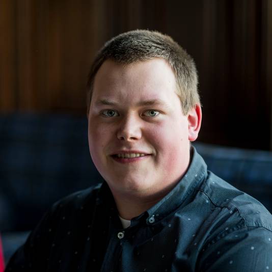 Niels uit De Lutte eet 40 eieren met Pasen: ‘Ik heb er nooit last van ...