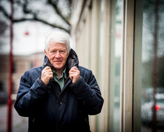 Schrijver-komiek Kees van Kooten treedt nog één keer op in zijn ...