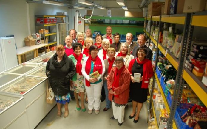 Leonidas Ieper is solidair in coronacrisis: “We schenken per kilo ...