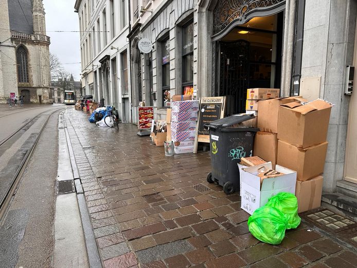 Na spontane staking bij Ivago zouden afvalophalers vrijdag weer ...