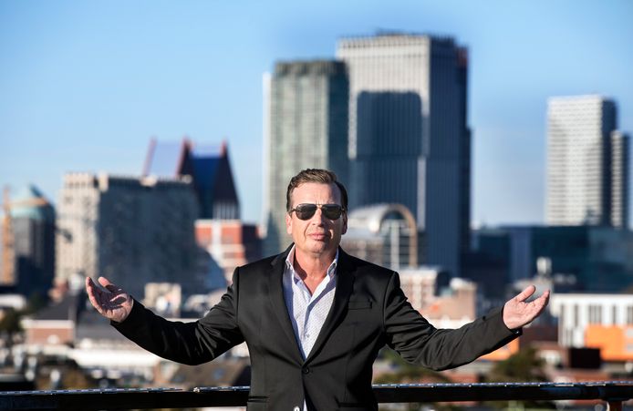 Als je Anouk kan verkopen, dan ook een gebouw | Den Haag | AD.nl