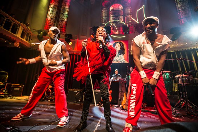 Hoe een bijna vergeten Nederlandse rapper dankzij Henry Schut alsnog de ...