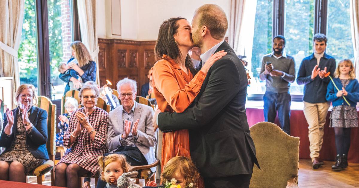 Ellen en Benjamin zijn het duizendste koppel dat trouwt dit jaar in ...