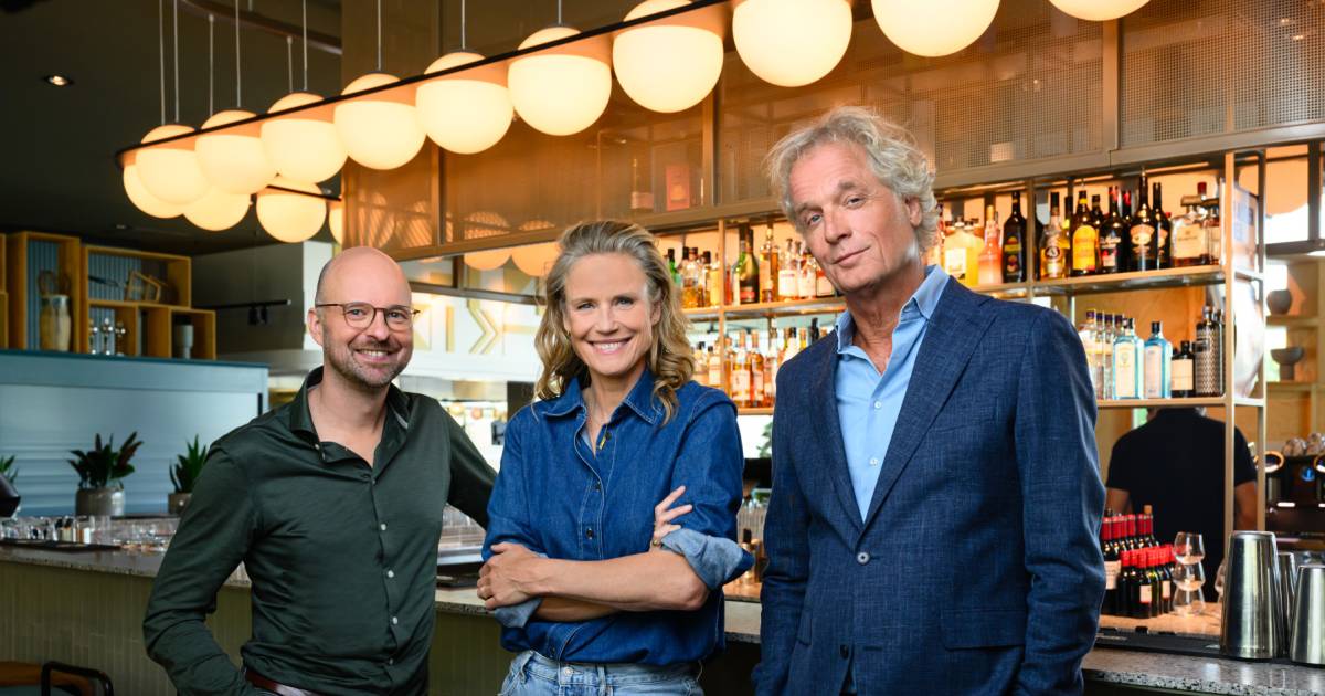Sophie Hilbrand en Jeroen Pauw presenteren talkshow Bar Laat, Tim de ...
