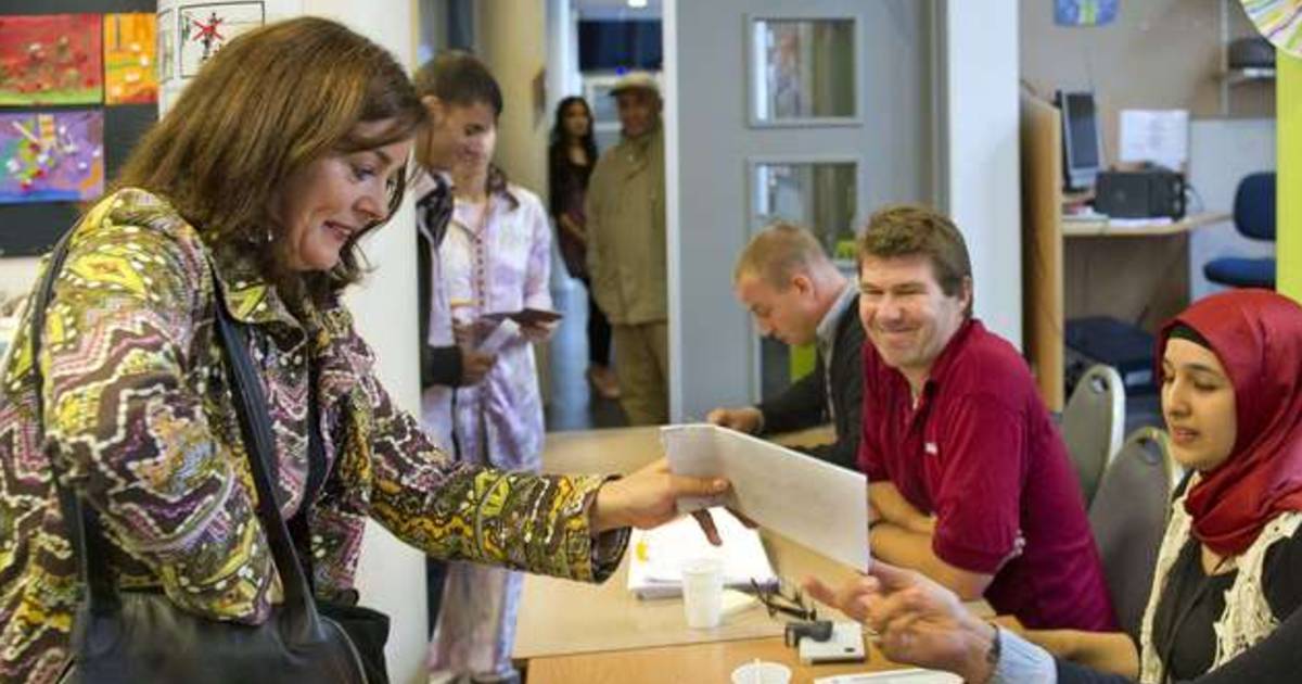 Nederlandse partijleider GroenLinks Sap stapt op | Buitenland | hln.be