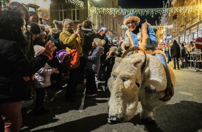 Kerst in Ieper kent overweldigende start: “Ook zonder schaatspiste ...