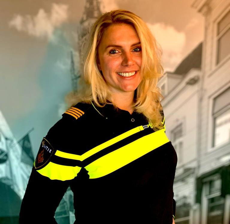 Agent Linda (37) is graag met mensen, maar er is één groep die haar ...