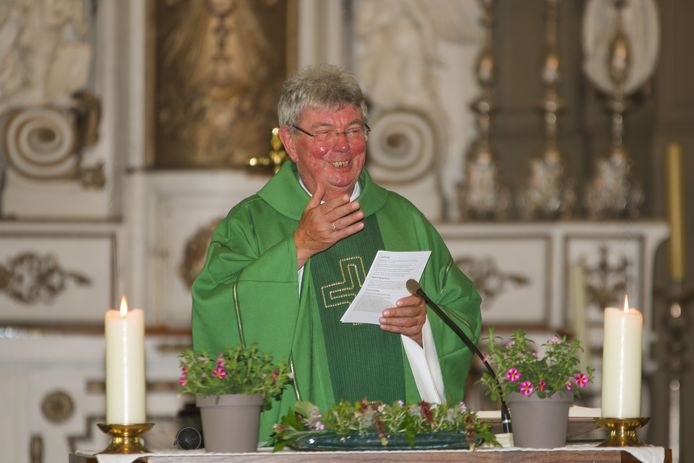 Pastoor Paul De Craene neemt afscheid van parochie: “Door ...
