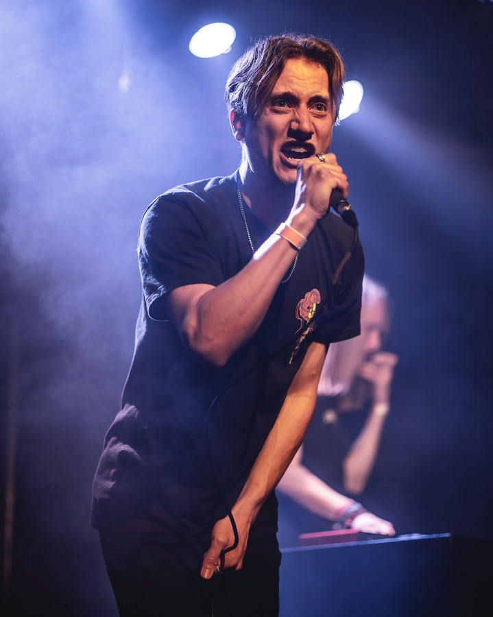 Rapper Qube start carrière: ‘Betekent heel veel zelf doen’ | Foto | bd.nl