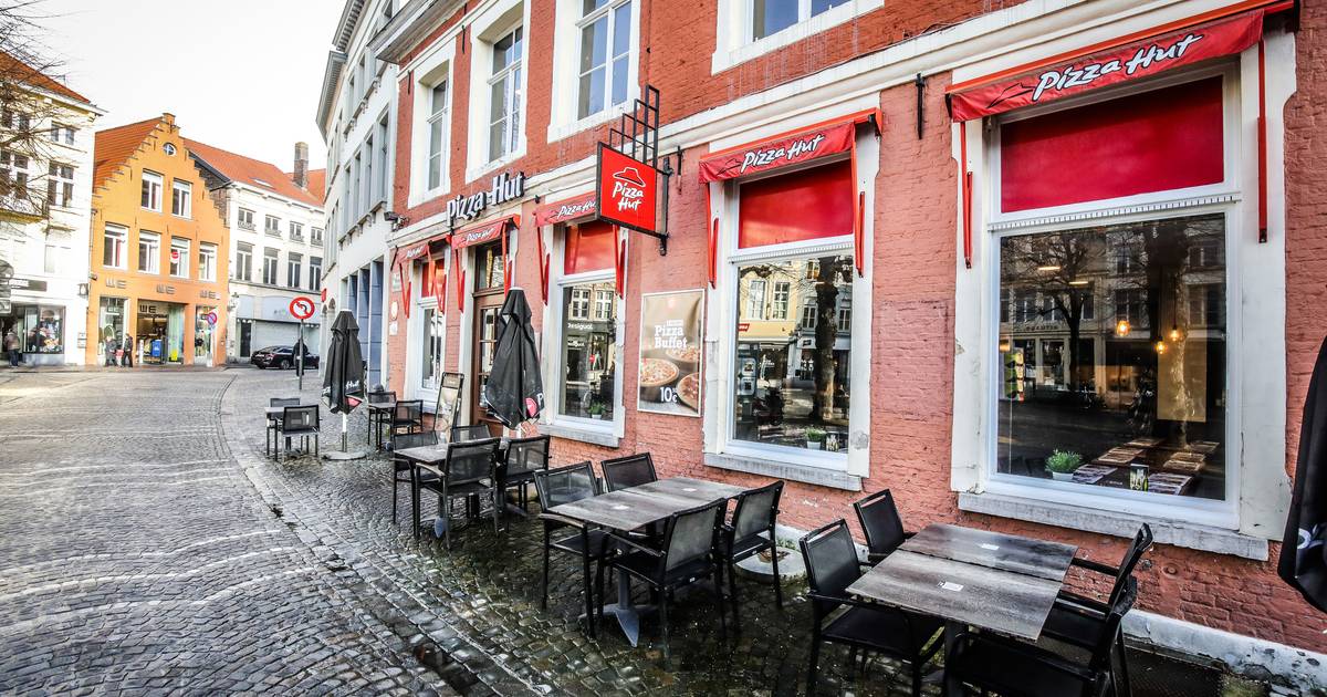 Nieuwe plannen voor beeldbepalend gebouw op Simon Stevinplein waar ...