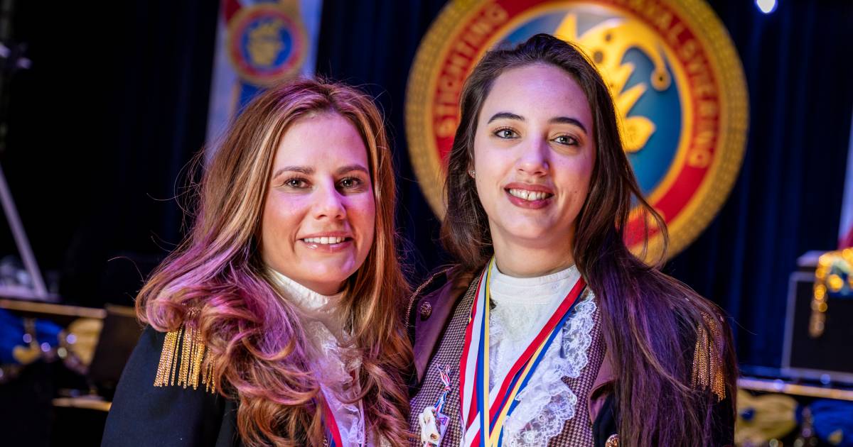 Osse hartsvriendinnen Sophie en Roxan als Sojuuke en Nella in de ...