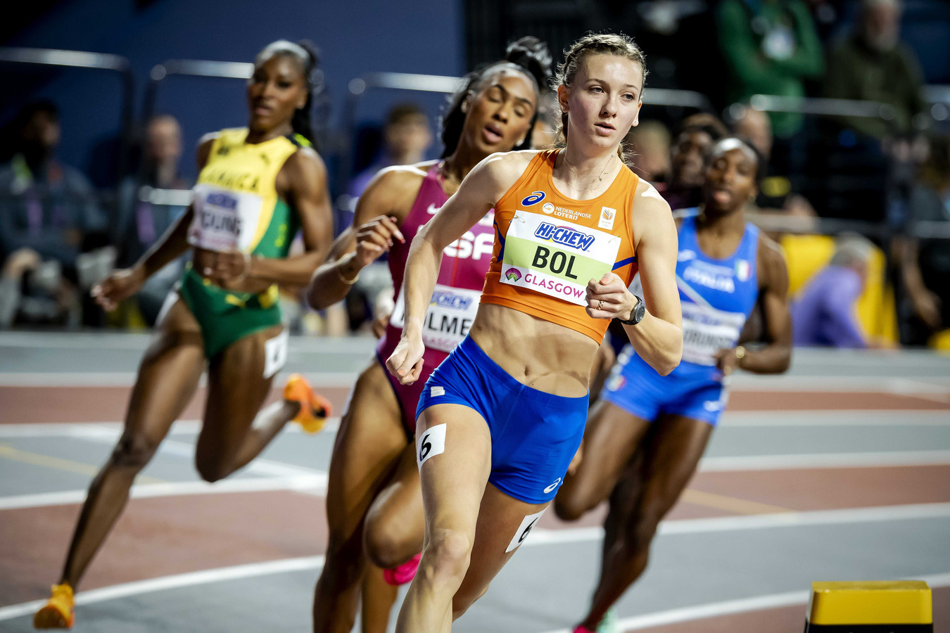 Sofie Dokter grijpt WK-brons op de vijfkamp, Femke Bol overtuigend naar finale 400 meter WK ...
