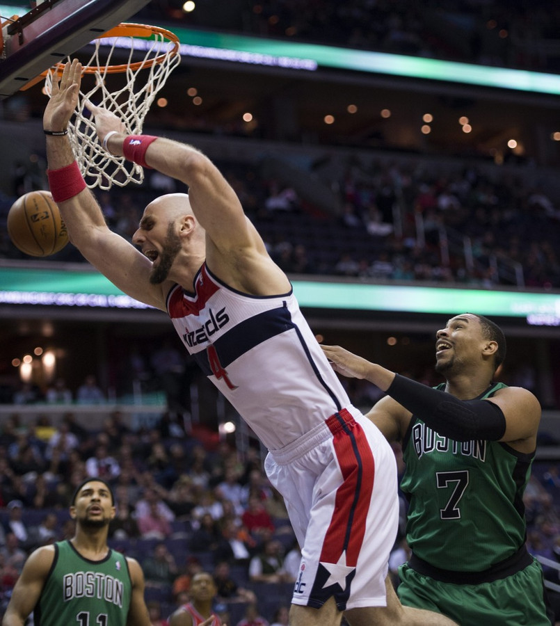 Wizards voor eerst in zes jaar weer naar playoffs | Foto | AD.nl