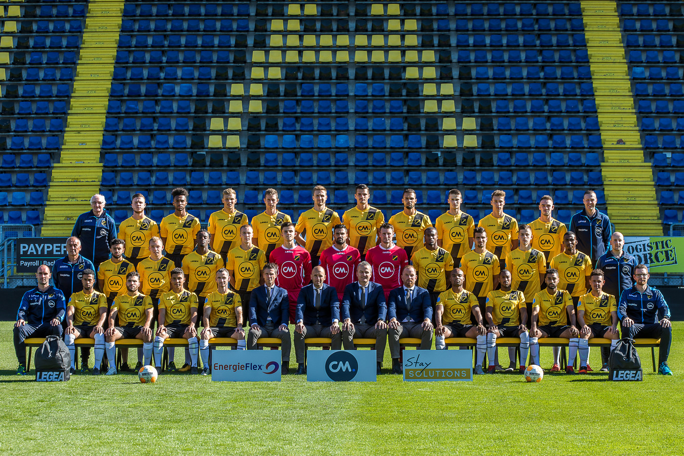 Nieuwe elftalfoto NAC met Van Leer, Zwarthoed, Kali, Ilic en Mühren ...