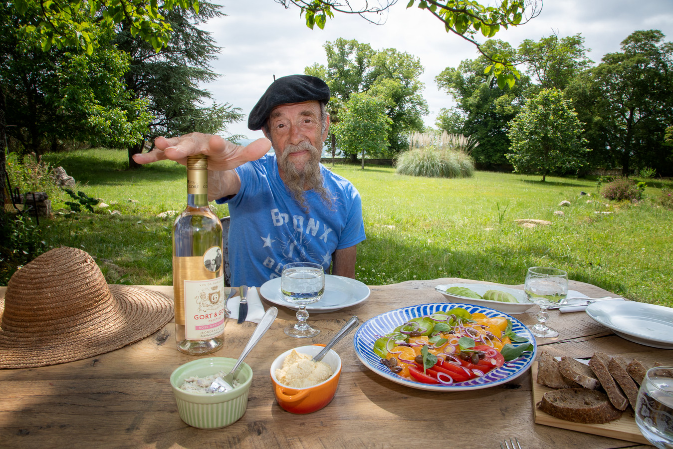 Ilja Gort over leven in Frankrijk: ‘Die Franse ober vindt eigenlijk dat ...