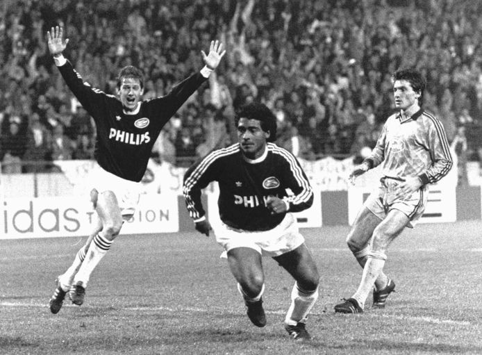 De avond dat Romário en Ellerman met PSV Steaua Boekarest vernederden ...