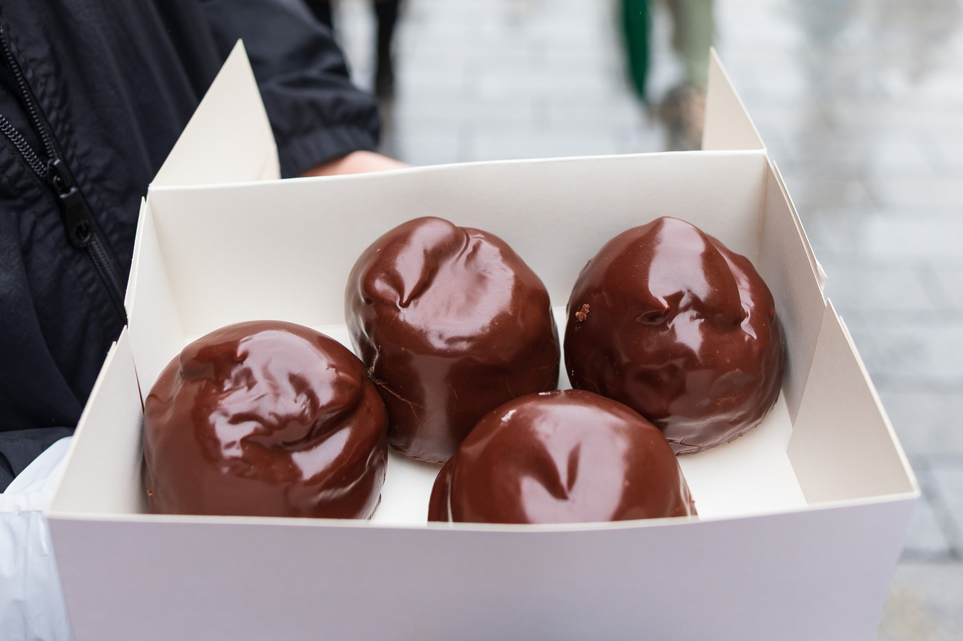 Vanuit Hedel tot aan Taiwan staan ze in de rij voor dé Bossche bol van ...