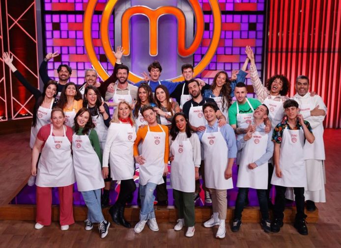 Tientallen mensen lopen voedselvergiftiging op bij Spaanse editie ...