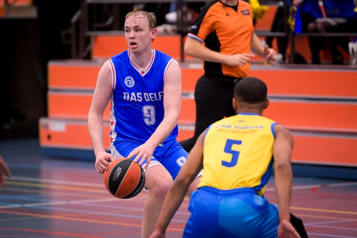 Na avonturen bij onder andere Feyenoord wil Sam van Dijk (26) een ...