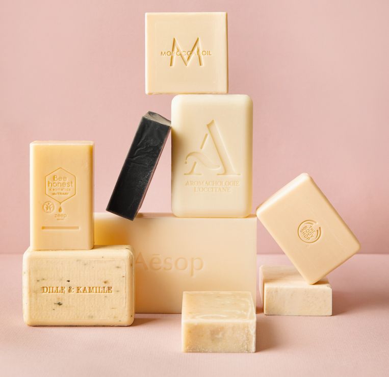 Dít is waarom we vaker ouderwetse zeep zouden moeten gebruiken