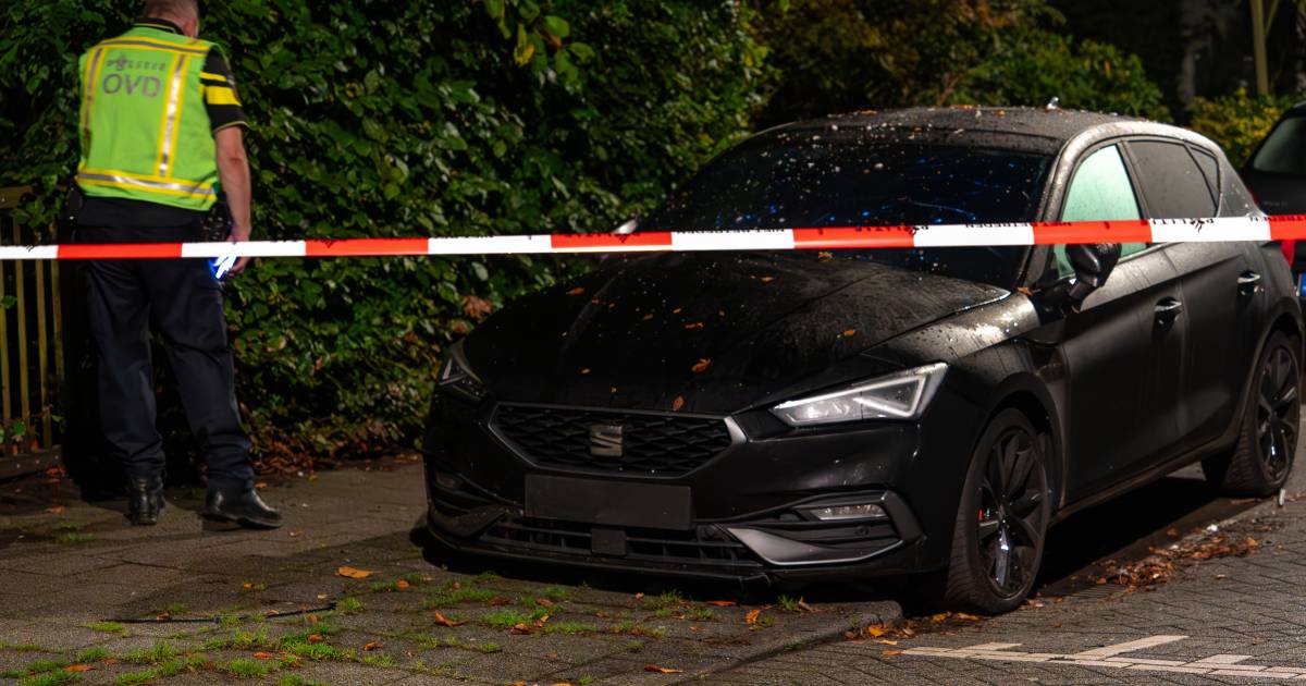 Explosie onder auto in Rotterdam-Schiebroek | 112 nieuws Rotterdam | AD.nl