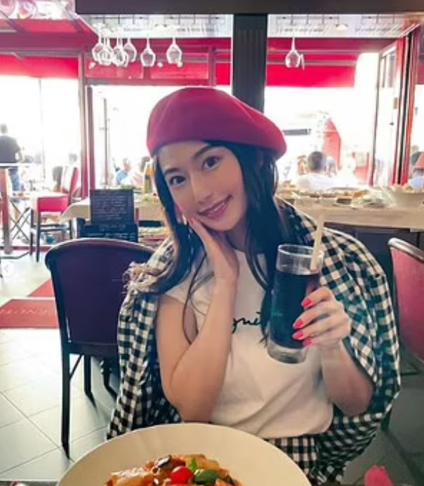 “Emily n’est pas la bienvenue à Paris”: pourquoi la capitale française ...