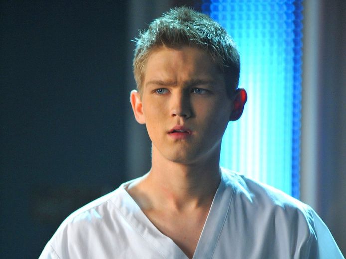 Voormalig kindsterretje Evan Ellingson uit ‘My Sister's Keeper’ en ‘CSI ...