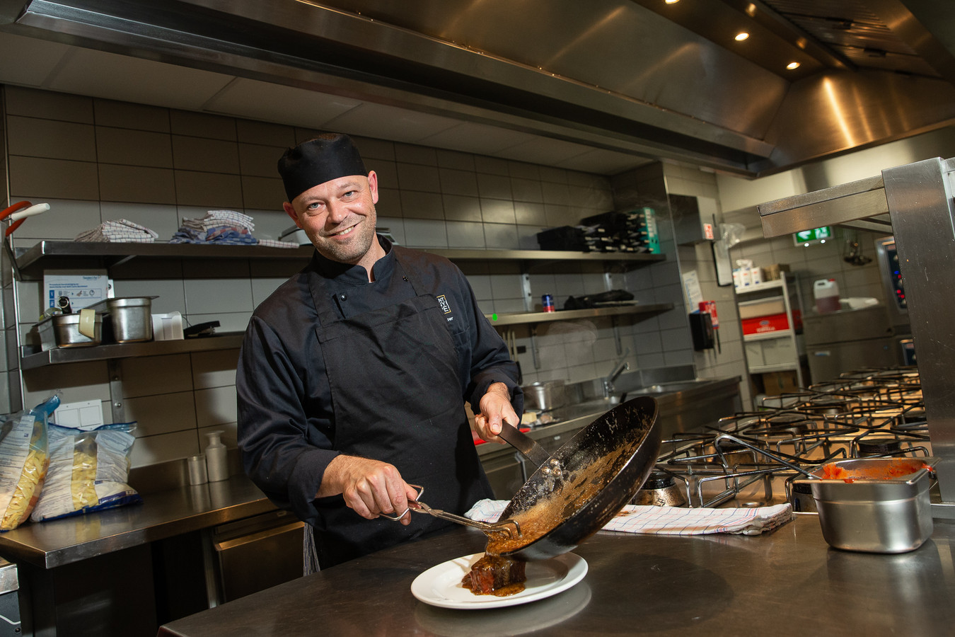 Walhalla voor vleeseters Loetje komt met vegabiefstuk uit de printer ...