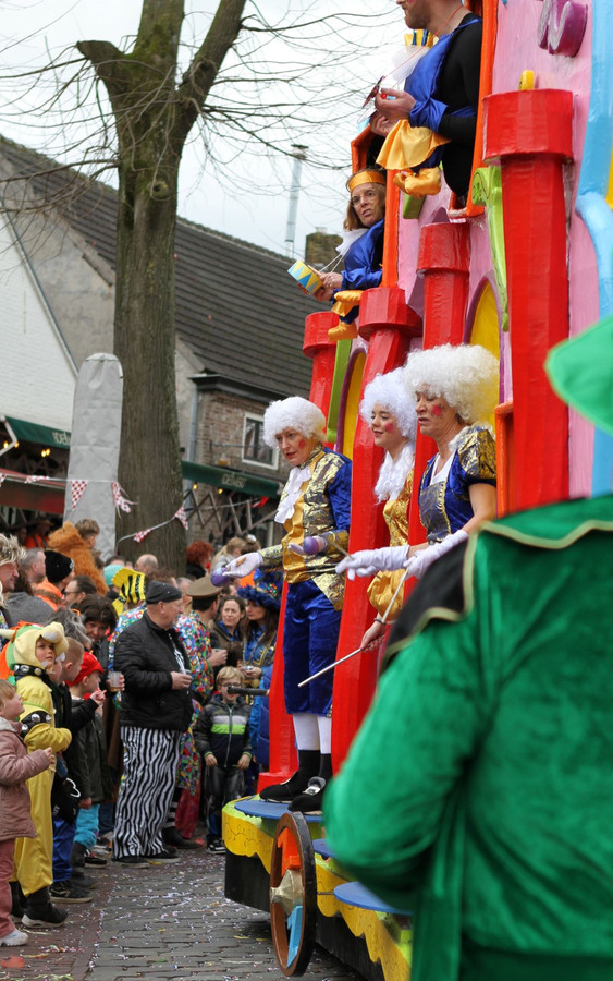 Goede optocht maakt carnaval compleet: een greep uit de optochten in ...
